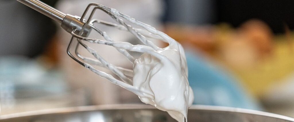 Kako umutiti šlag | Kako se pravi šlag brzo i lako